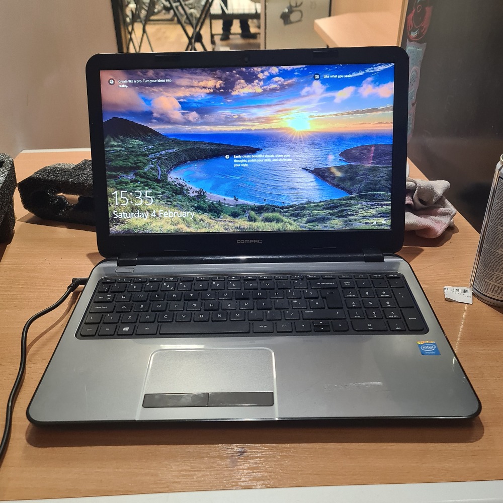 Pre-owned Compaq AR5B125 - N2840 8GB 1TB Windows 10 - Own4Less